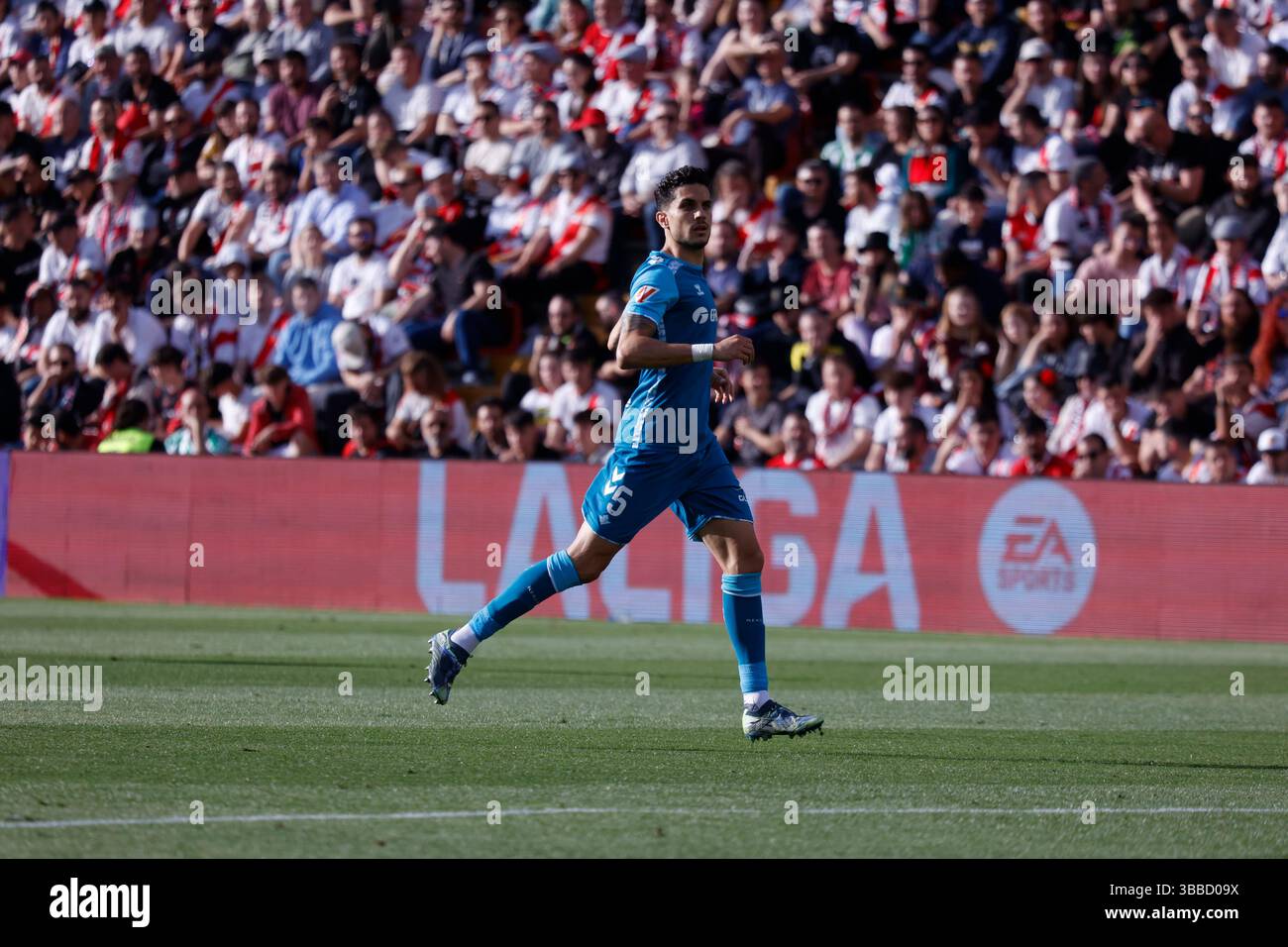 MADRID, SPAIN - MAY 15, 2025: Marc Bartra during LaLiga match between ...