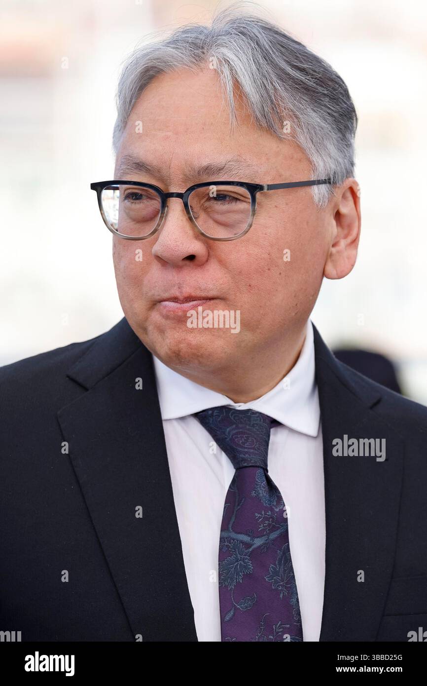 Cannes, Frankreich. 15th May, 2025. Kazuo Ishiguro poses at the photocall of 'A Pale View Of ...