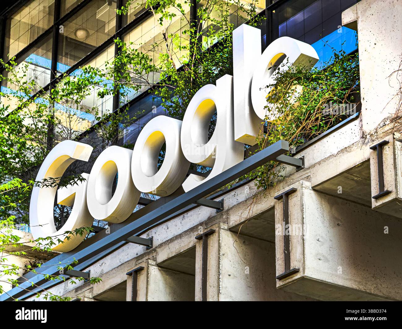 Google office new york hi-res stock photography and images - Alamy