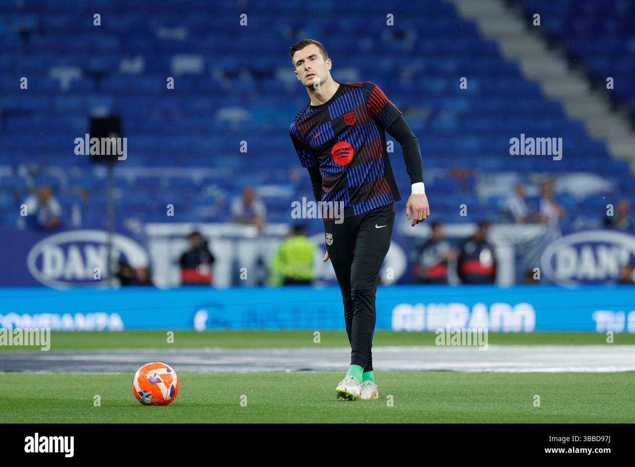 Barcelona's goalkeeper Inaki Pena warms up prior to the a Spanish La ...