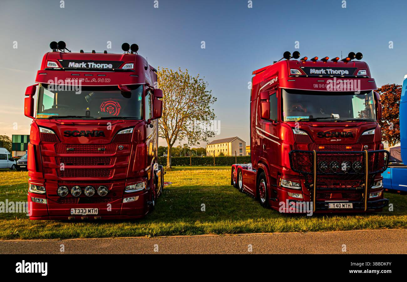 T333 MTH & T40 MTH - Mark Thorpe - Scania - Truckfest Lincoln ...