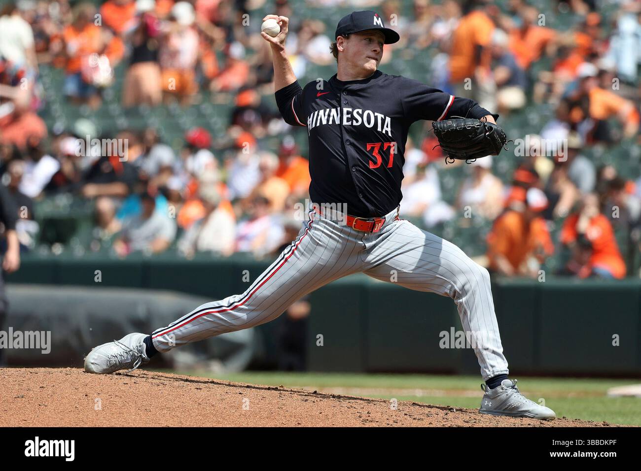 Minnesota Twins pitcher Louis Varland throws during the eighth inning ...