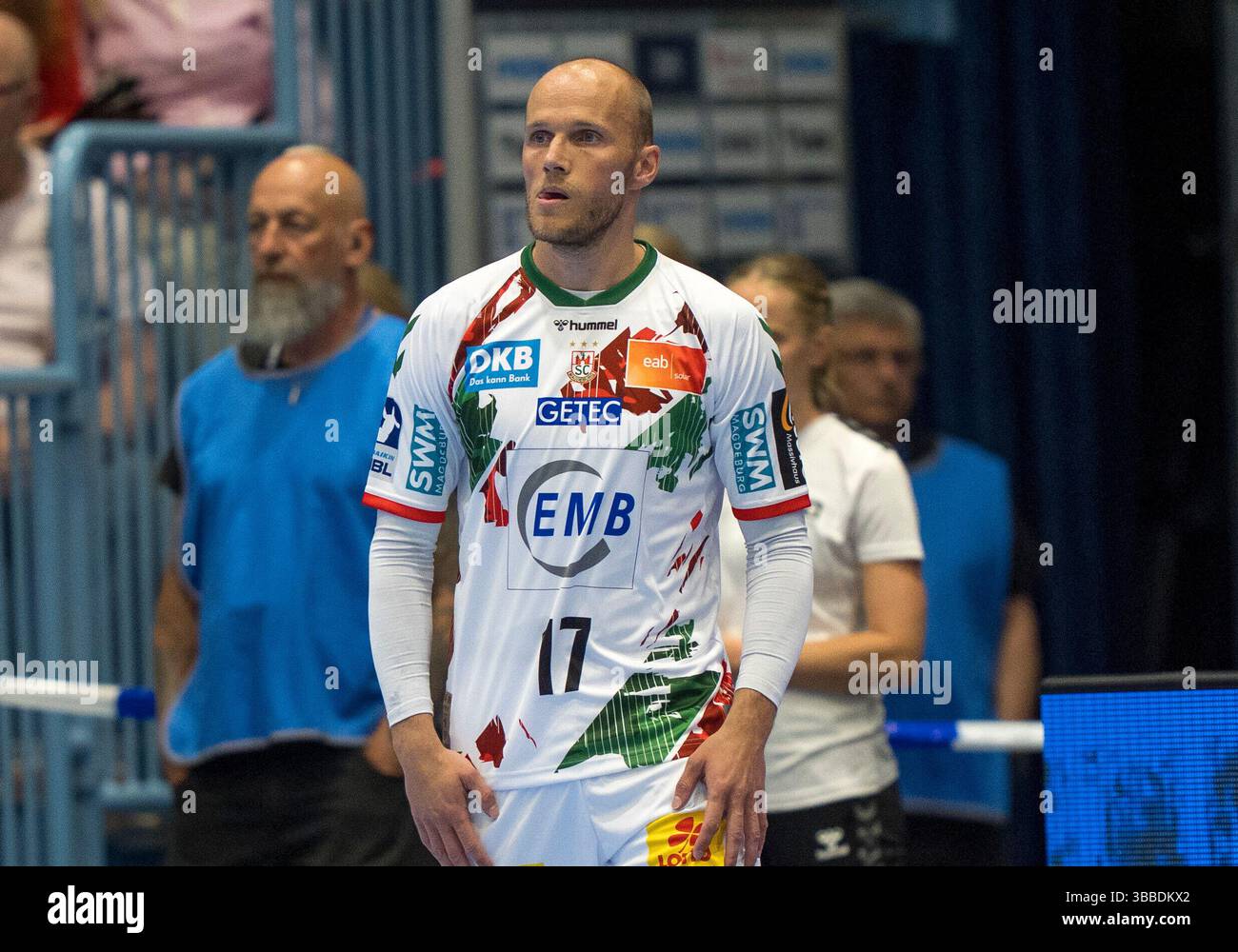 Gummersbach, Deutschland. 15th May, 2025. Tim Hornke (SC Magdeburg, #17 ...