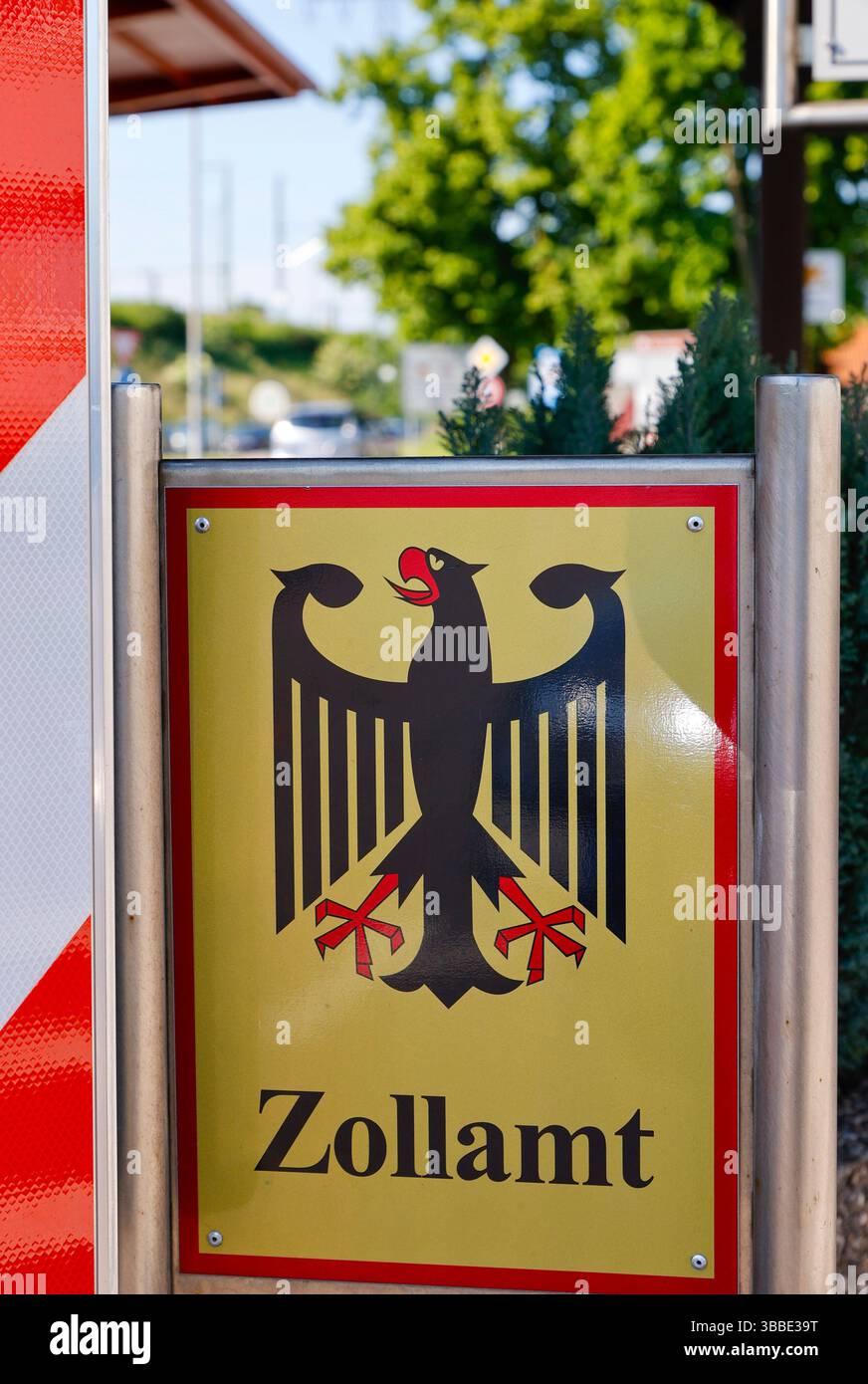 Weil Am Rhein, Deutschland. 15th May, 2025. Weil am Rhein, Germany ...