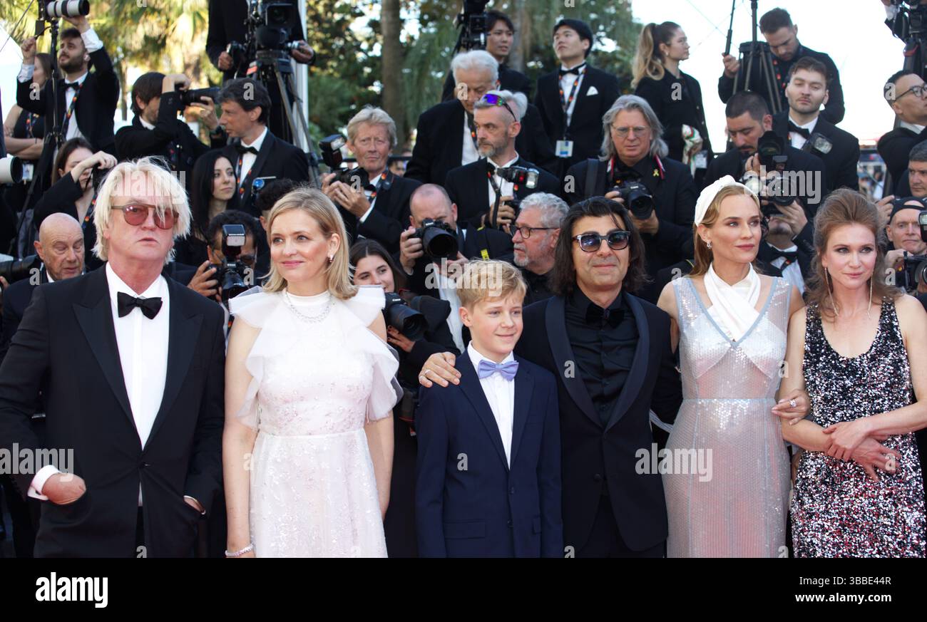 The team of Amrum on the red carpet at the Cannes Film Festival 2025 for the premiere Stock ...