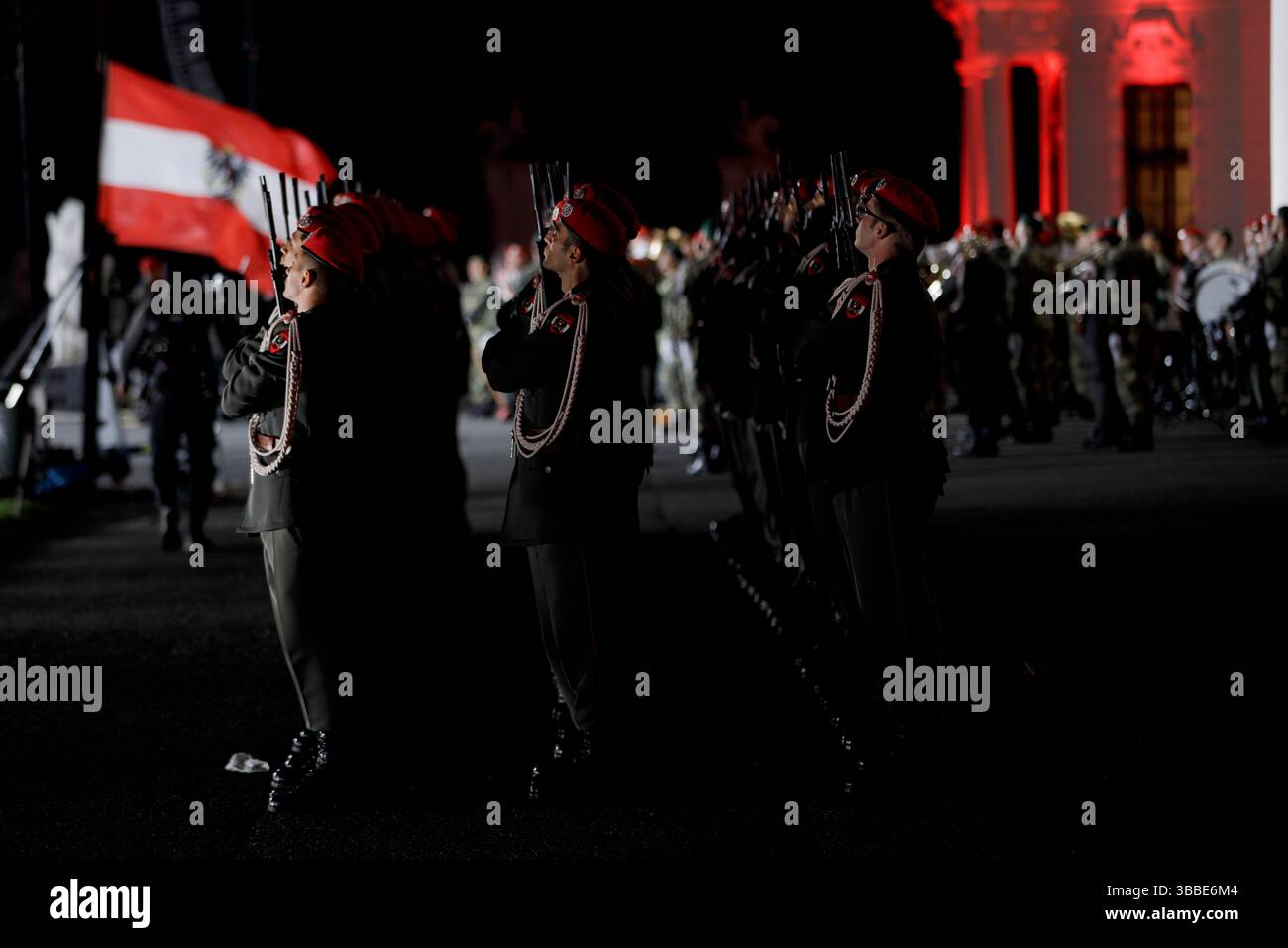Vienna, Austria. 15th May, 2025. AUSTRIA; VIENNA; 20250515; Soldiers of ...