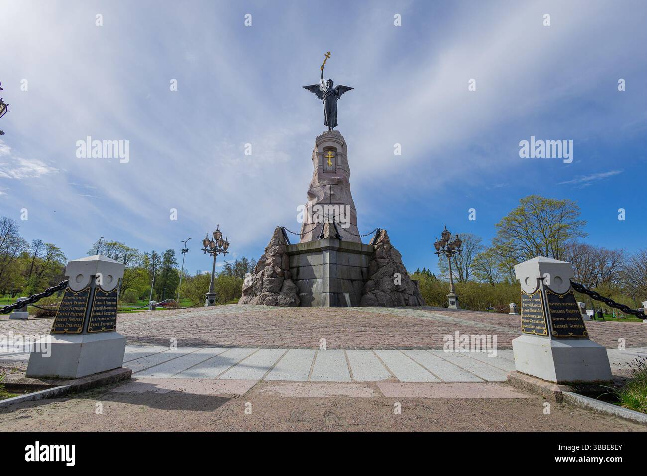 The Rusalka Memorial in Tallinn, a bronze statue by Amandus Adamson ...
