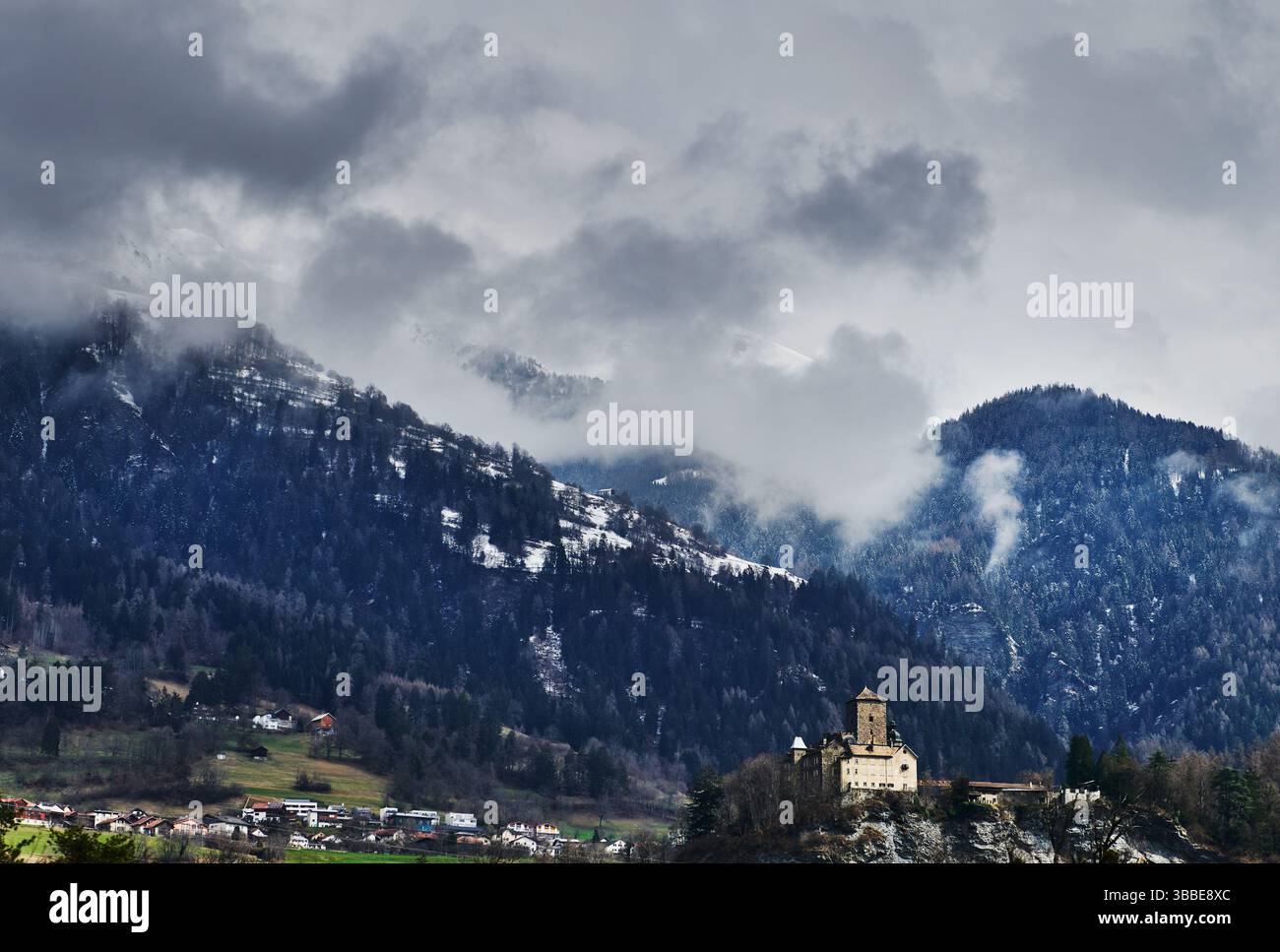 Schloss ortenstein castle hi-res stock photography and images - Alamy