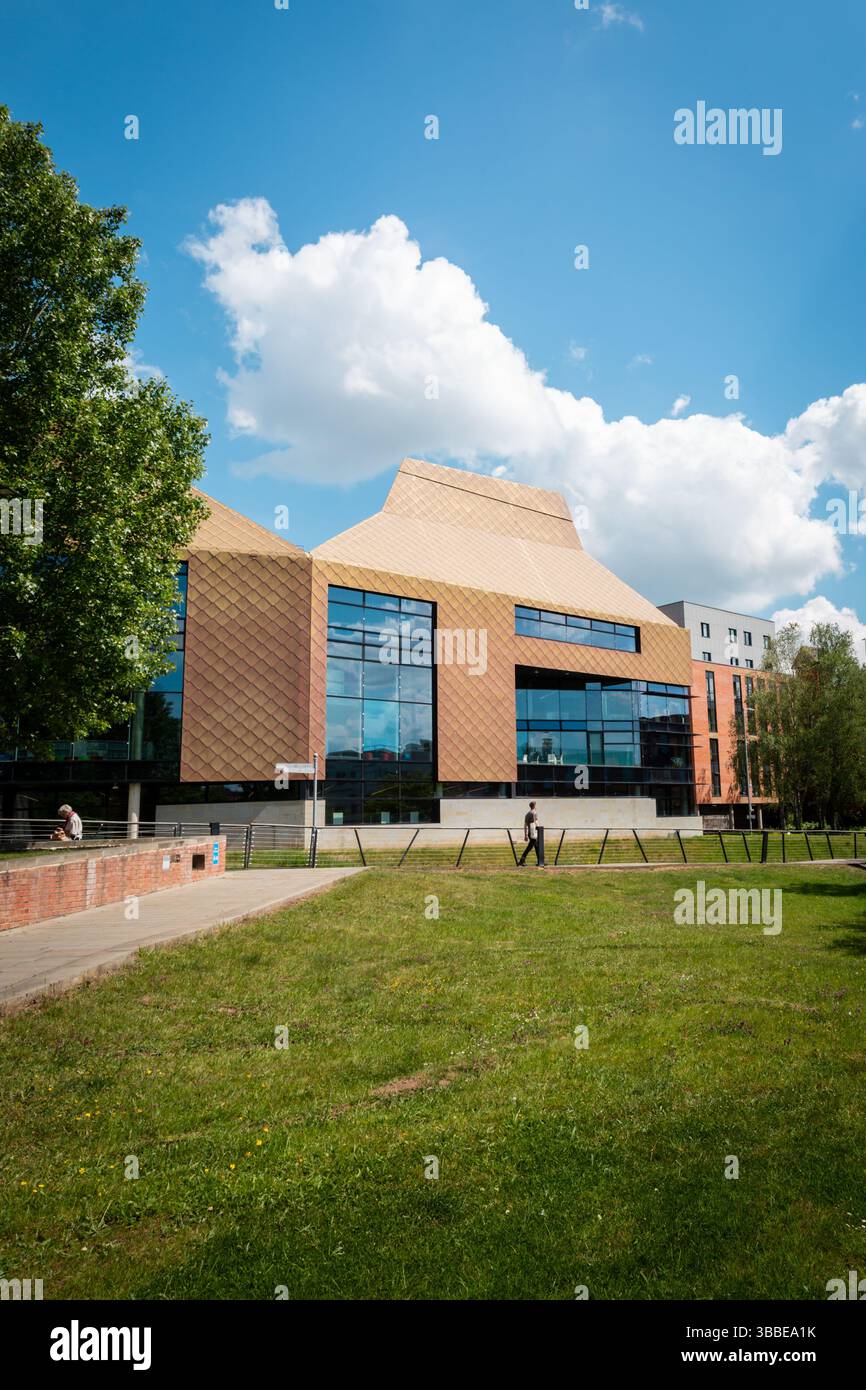 The Hive library and university building, Worcester, UK. 2025 Stock ...