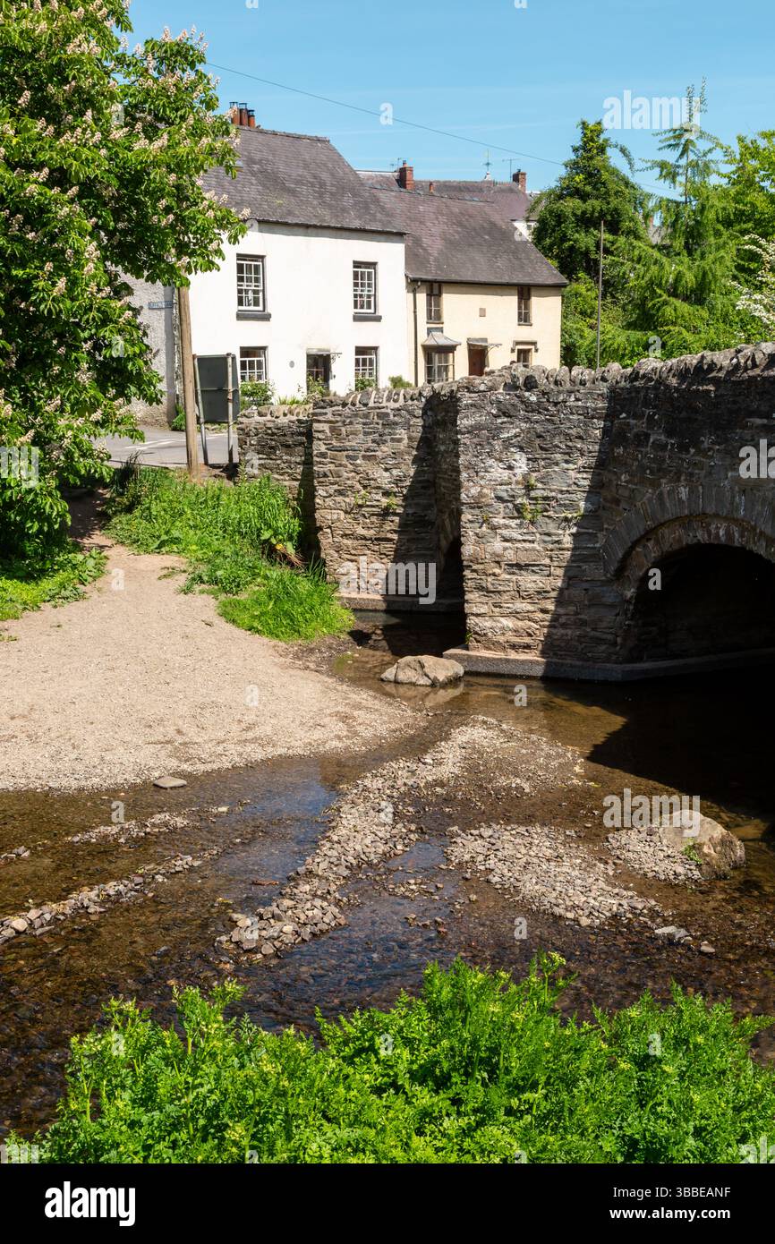 The old bridge, Clun, Shropshire, UK Stock Photo - Alamy