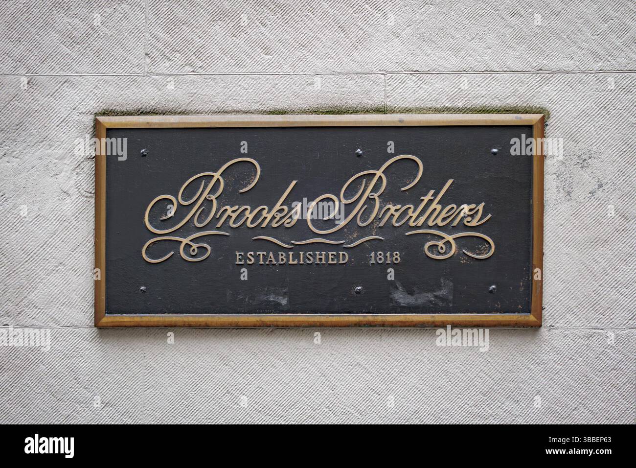 USA. 15th May, 2025. Sign at the entrance to the Brooks Brothers store ...