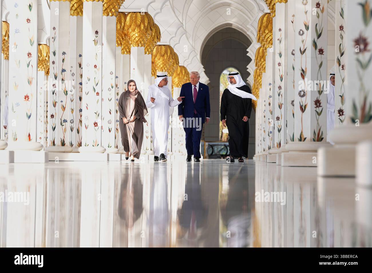 President Donald Trump and Sheikh Khaled Mohammed bin Zayed Al Nahyan ...