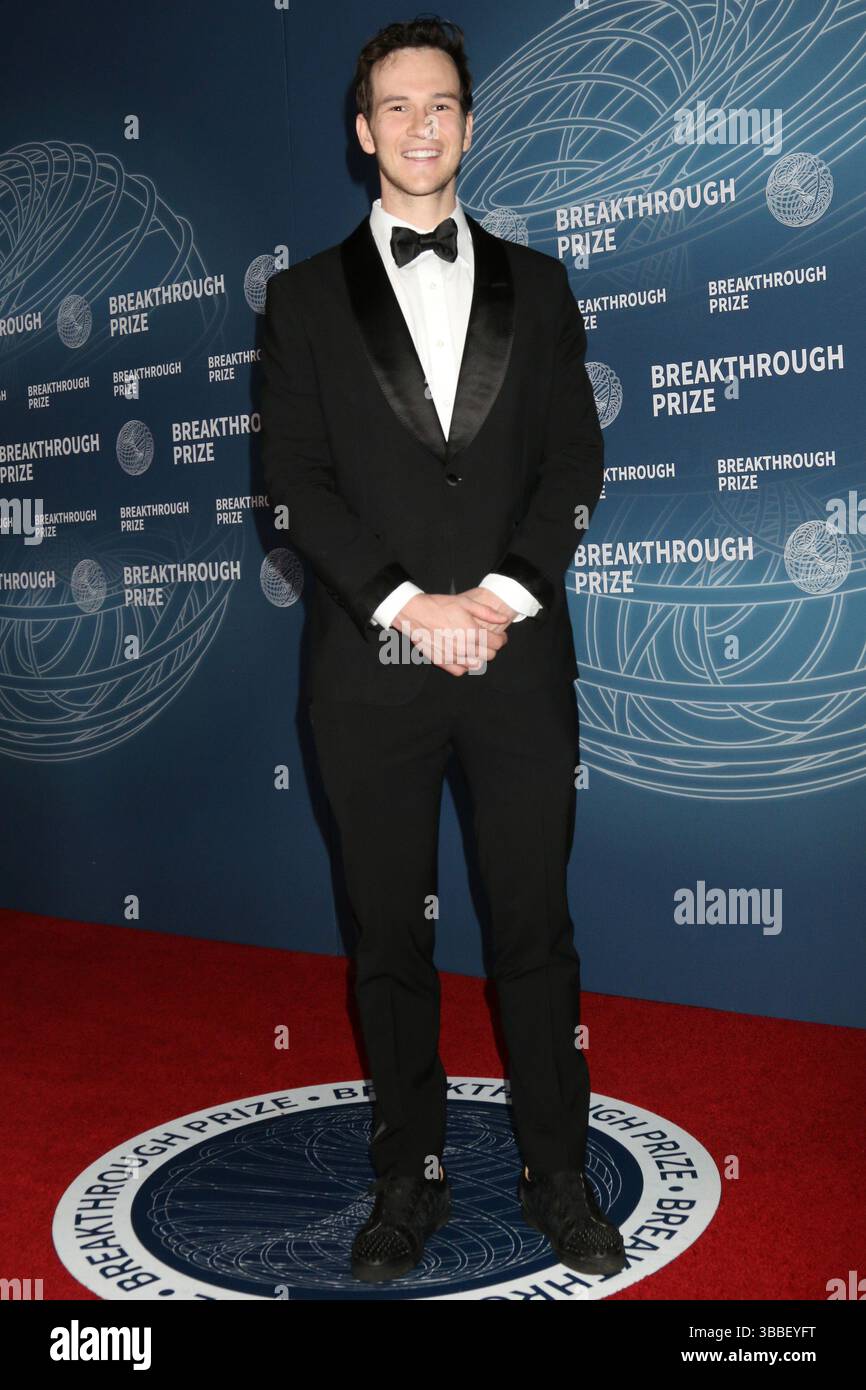 11th Breakthrough Prize Awards at Barker Hanger on April 5, 2025 in ...