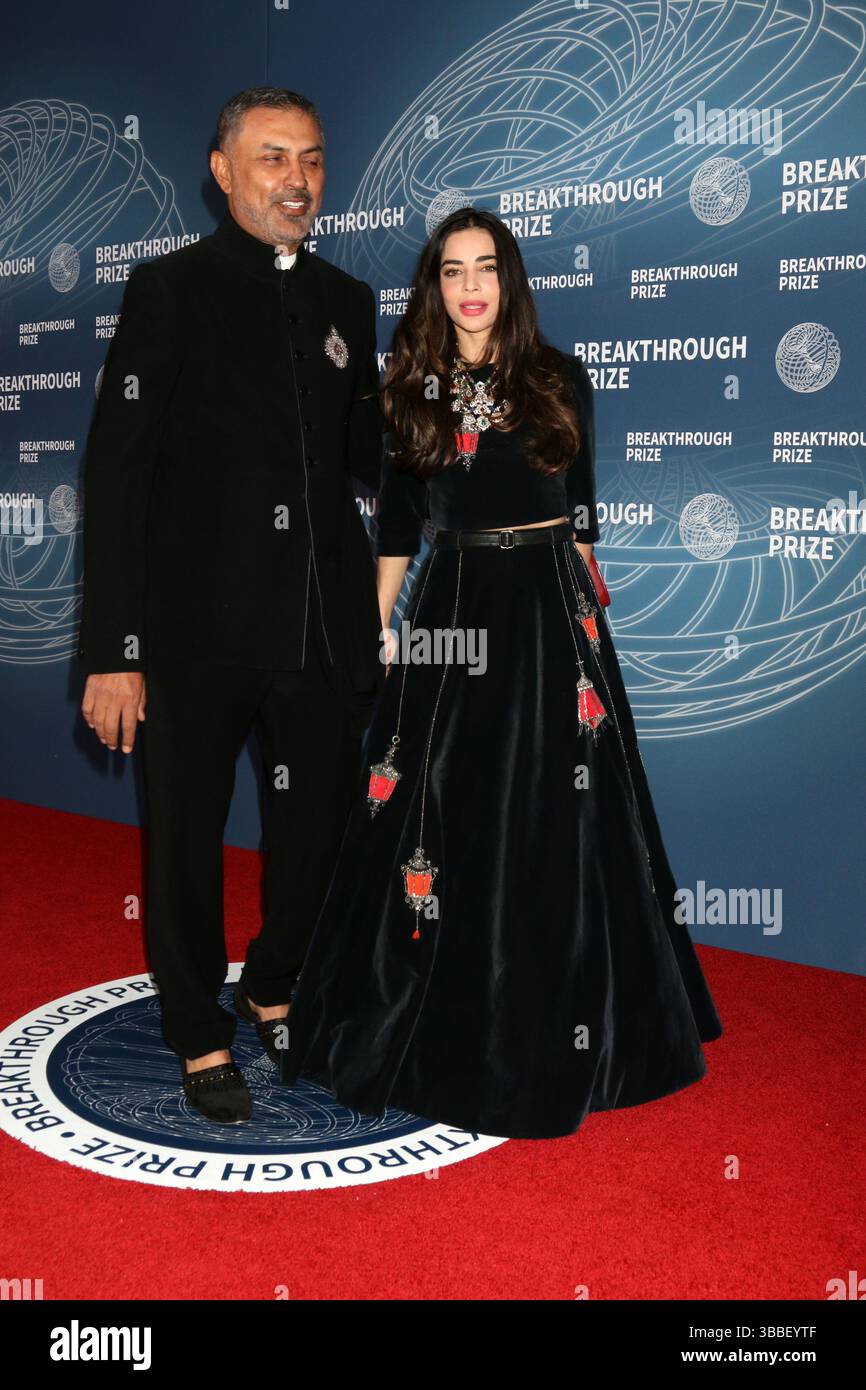 11th Breakthrough Prize Awards at Barker Hanger on April 5, 2025 in ...