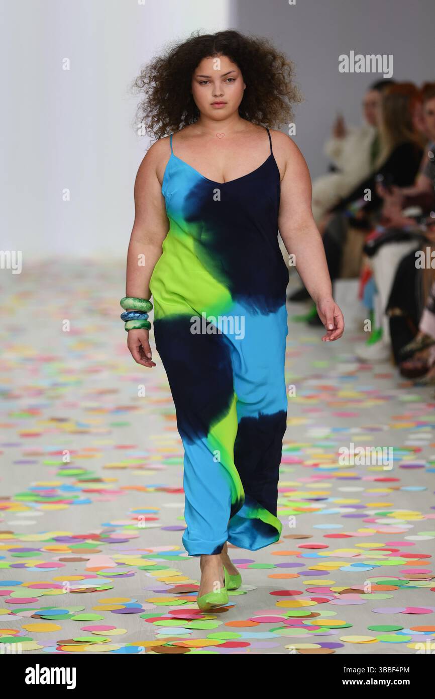 Sydney, Australia, 15 May, 2025. A model walks the runway during the ...