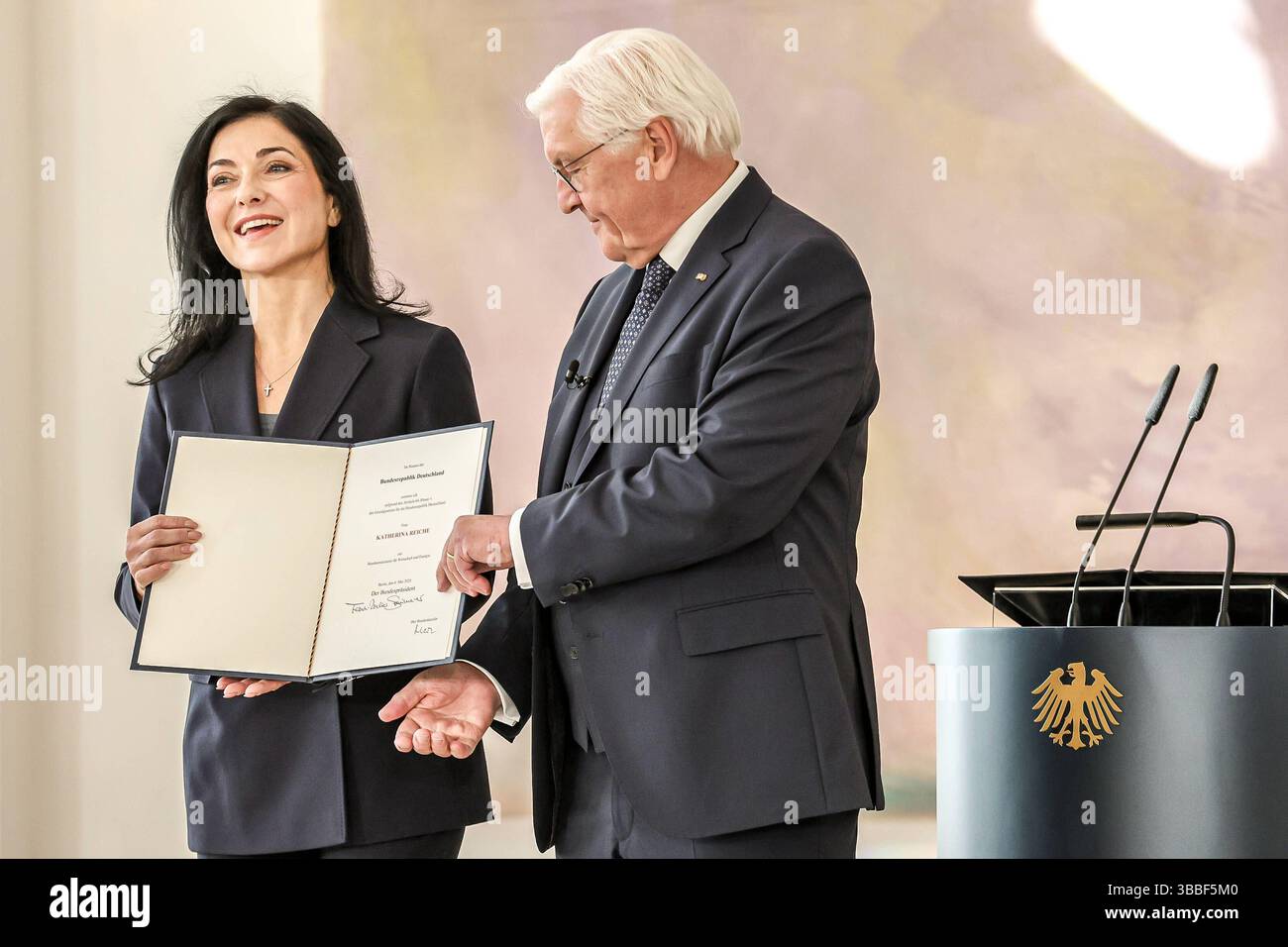 Ernennung der Mitglieder des Bundeskabinetts durch den ...