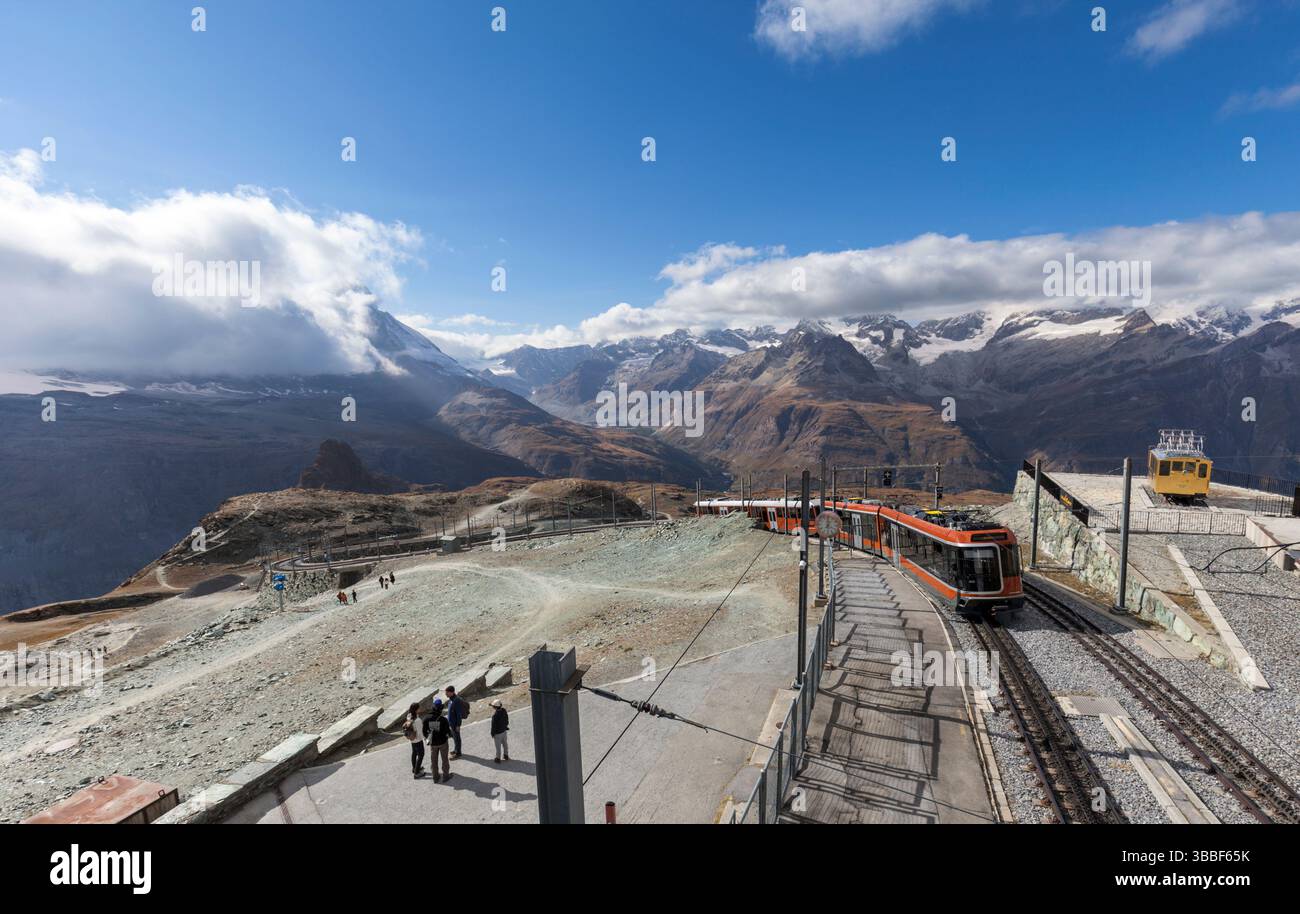 Gornergrat Gotthard Bahn / Gornergrat Railway train departing from ...