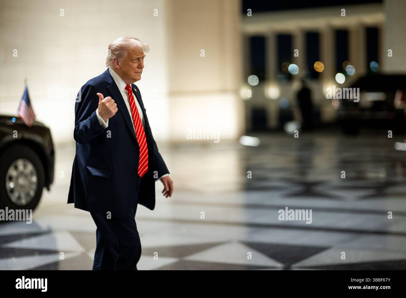 President Donald Trump is greeted by Amir of Qatar Sheikh Tamin bin ...