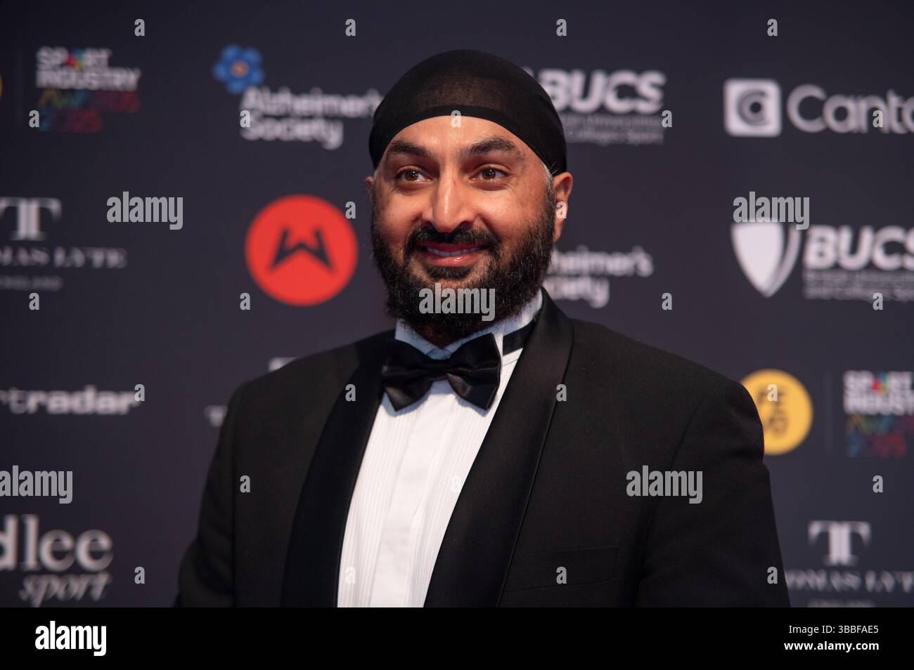London, England. 15th May 2025. Monty Panesar poses on the red carpet ...