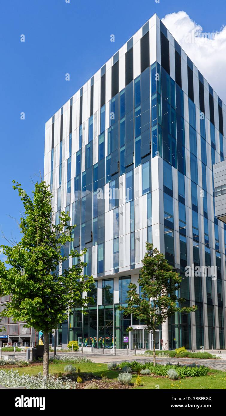 The Henry Royce Institute building. University of Manchester, England ...