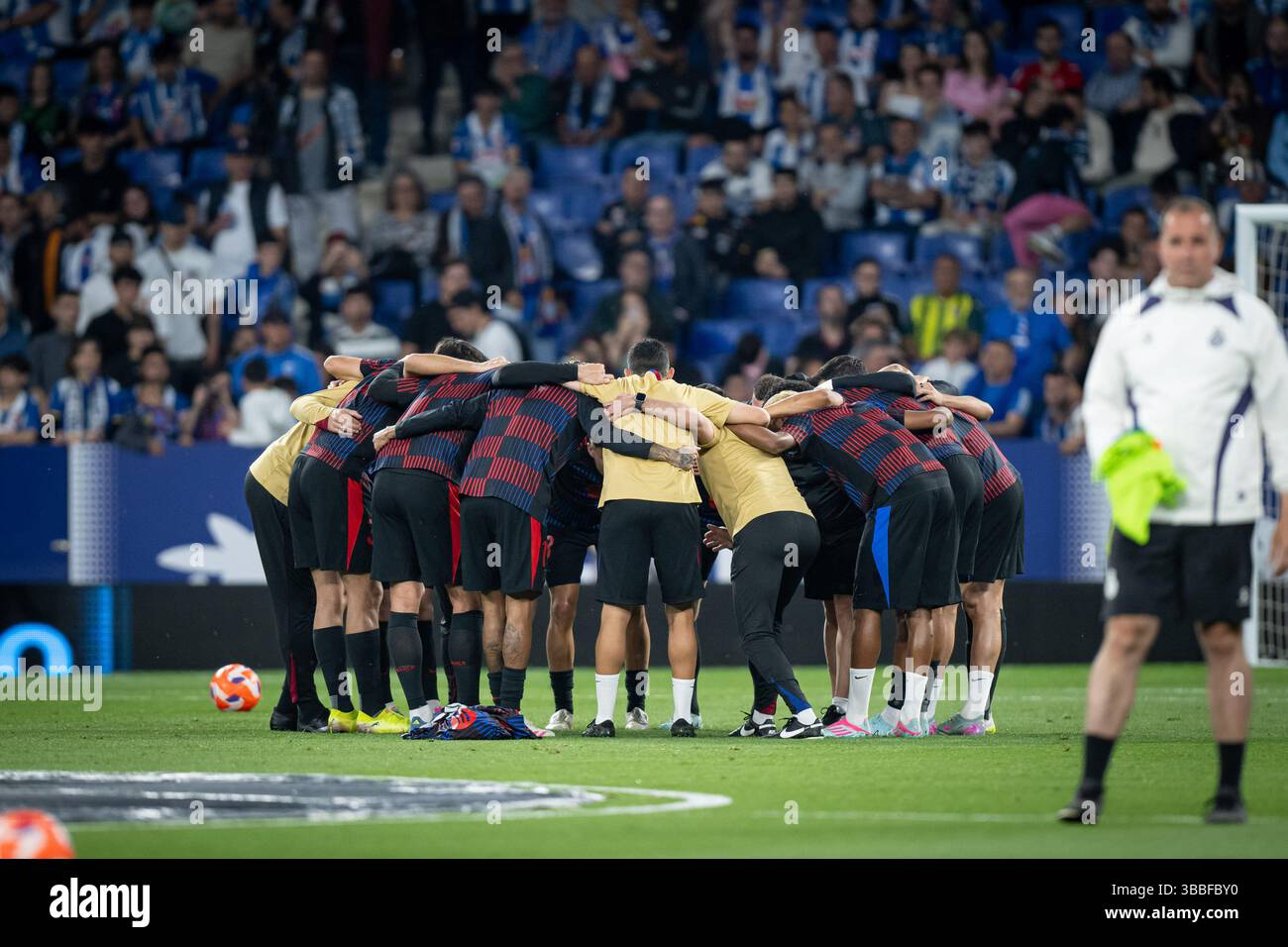 Barcelona, Spain. 15th May, 2025. FC Barcelona players are seen during ...