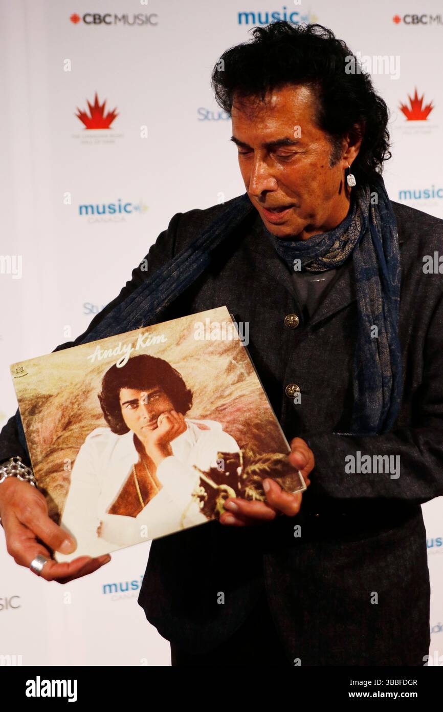 Calgary, Canada. 15th May, 2025. Andy Kim poses on the red carpet for ...