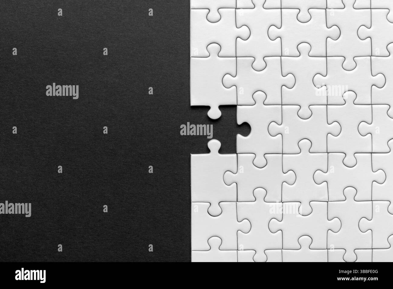 Working team puzzle pieces Black and White Stock Photos & Images - Alamy