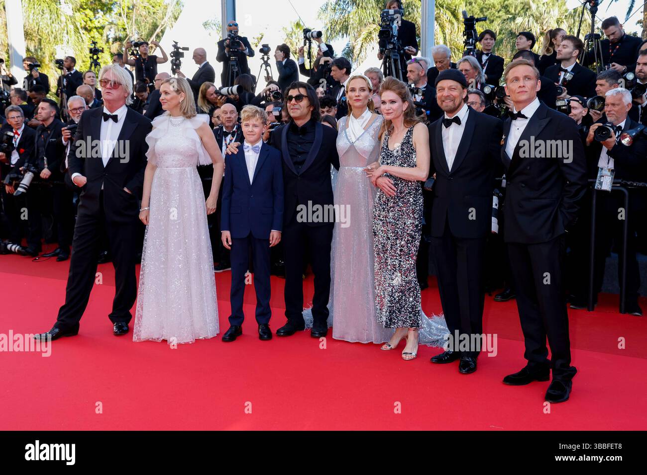 Cannes, Frankreich. 15th May, 2025. Detlev Buck, Laura Tonke, Guest ...
