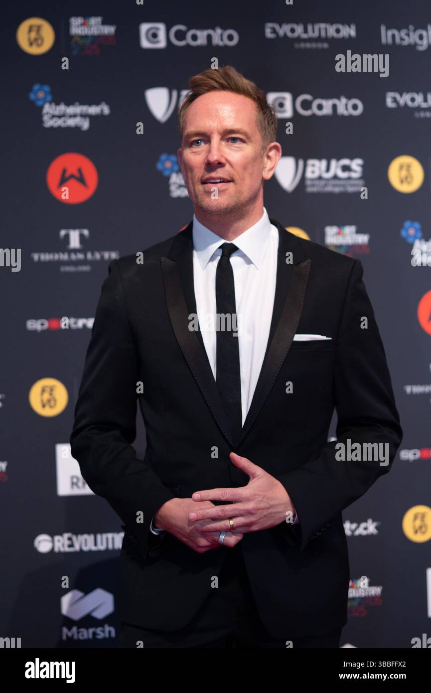 London, England. 15th May 2025. Simon Thomas poses on the red carpet at ...