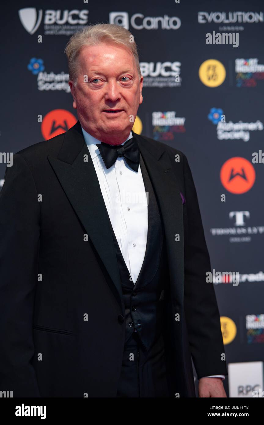 London, England. 15th May 2025. Frank Warren poses on the red carpet at ...