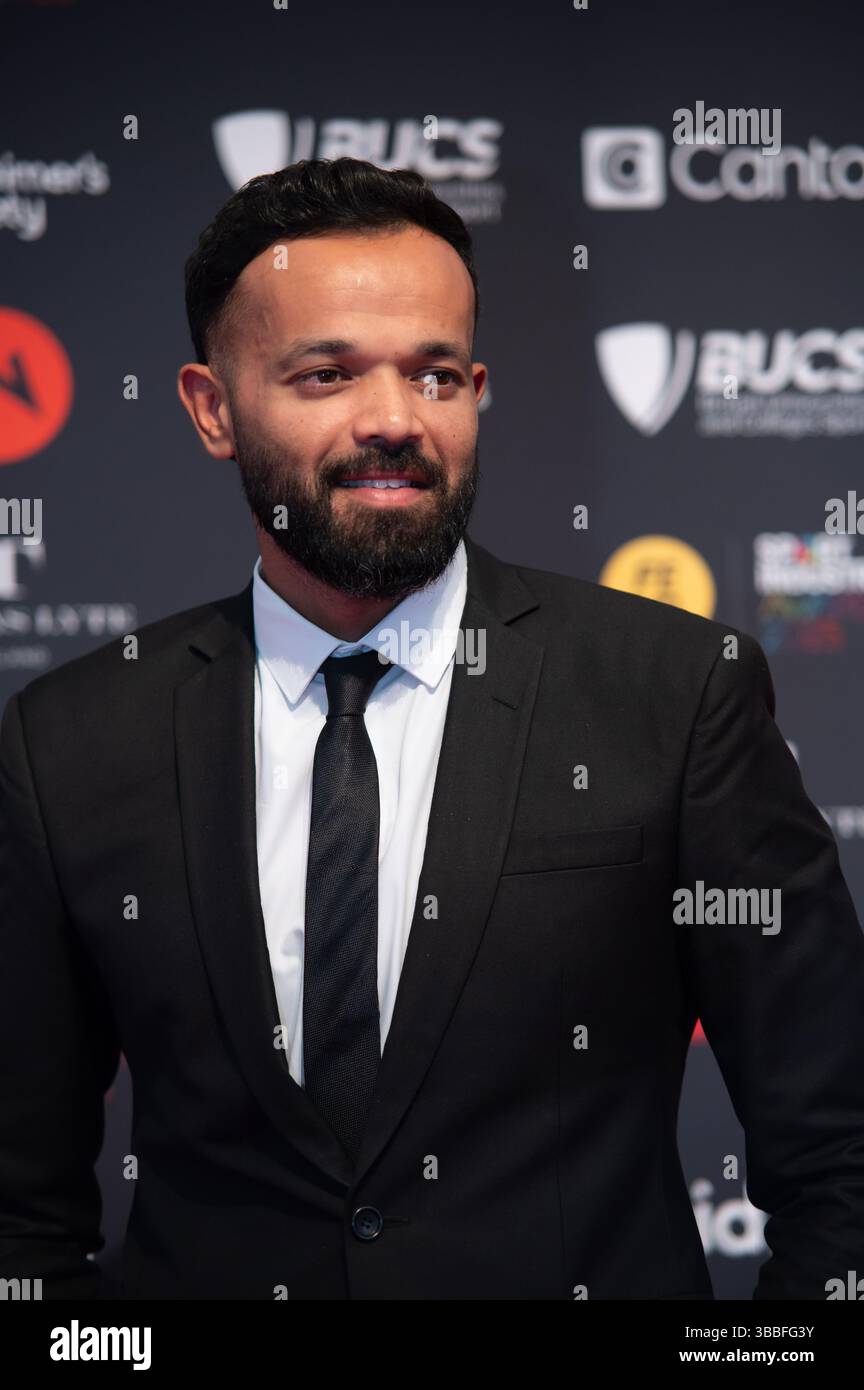 Cricket racism awareness hi-res stock photography and images - Alamy