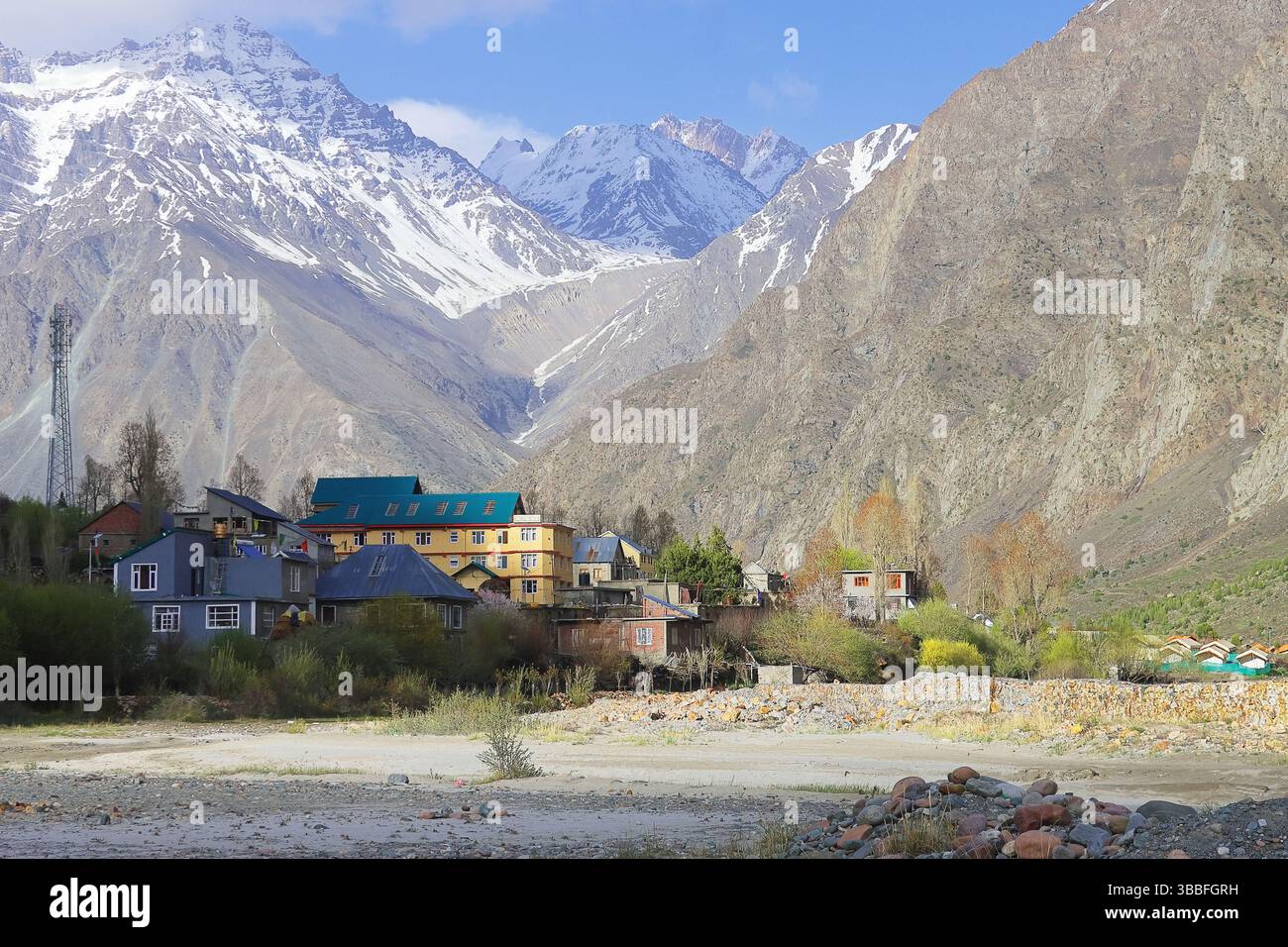 scenic landscape jispa village, snowcapped himalaya mountains and lush ...