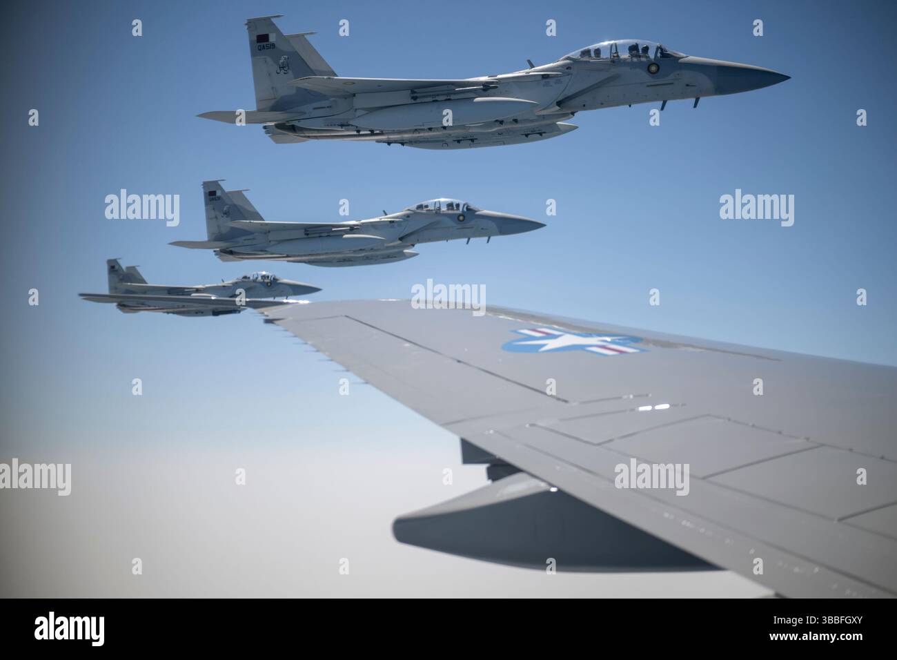 Qatari jets escort Air Force One before landing at Hamad International ...