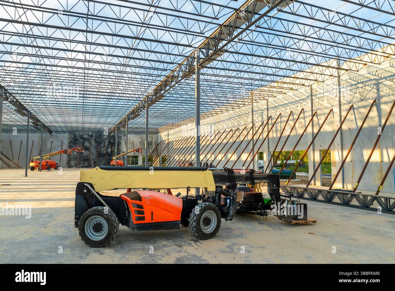 Construction of distribution warehouse. Development of commercial real ...