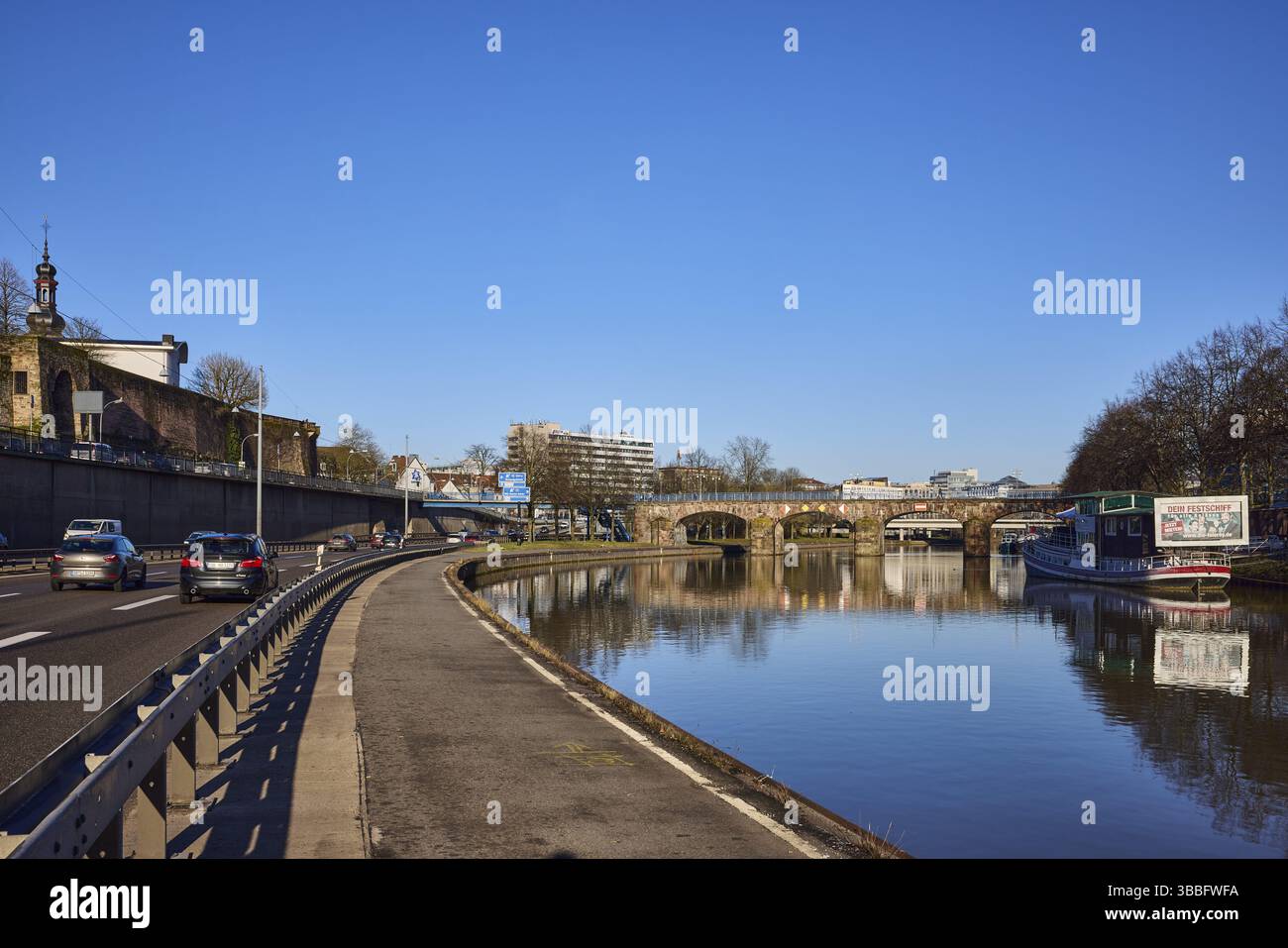 River Saar, footpath and cycle path, riverbank, general architecture ...