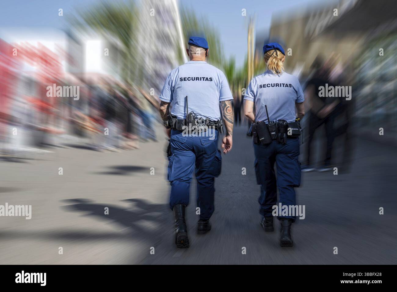 Securitas guards hi-res stock photography and images - Alamy
