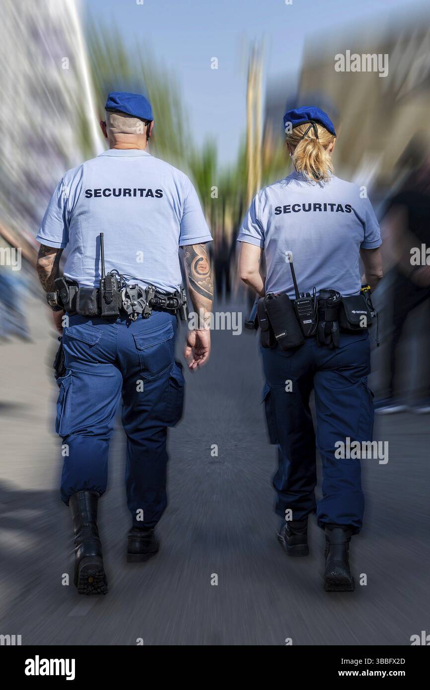 Securitas security hi-res stock photography and images - Alamy