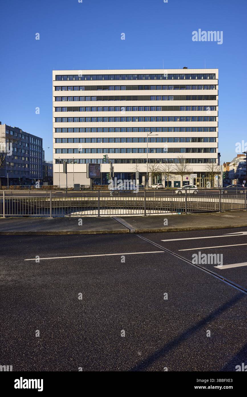 HDI Haftpflichtverband der Deutschen Industrie, high-rise building ...