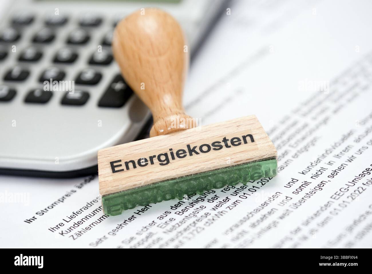 Materials costs hi-res stock photography and images - Alamy