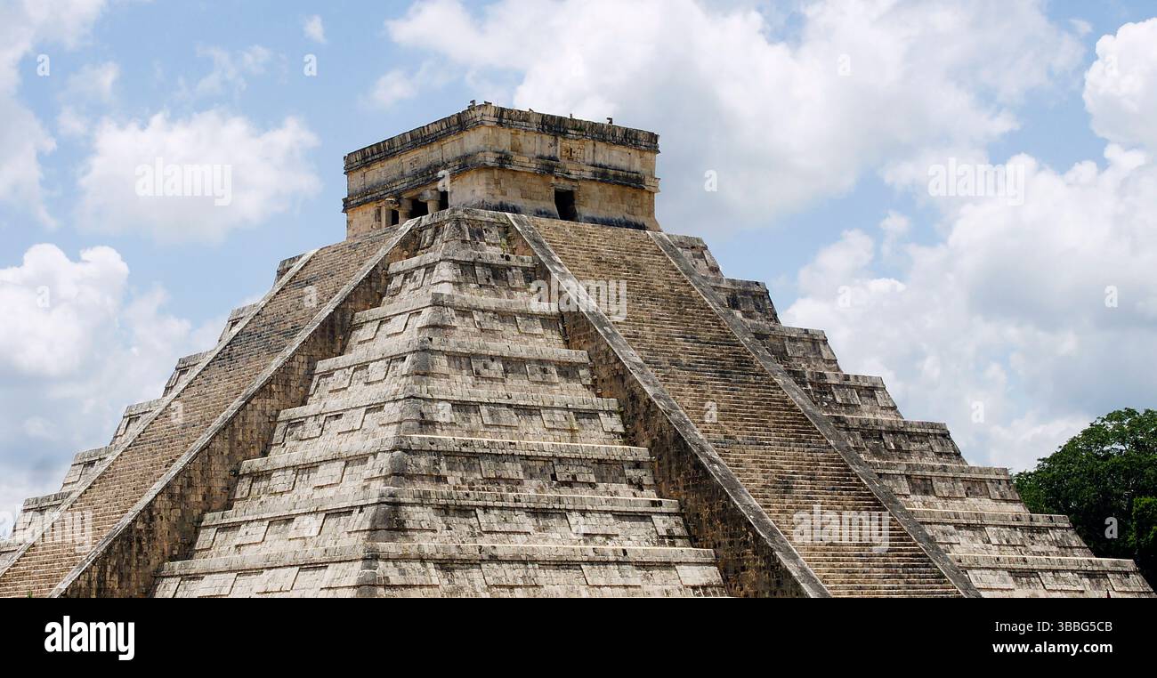 Mexico. Yucatan. Chichen Itza. El Castillo or Temple of Kukulcan. Mesoamerican step pyramid. 8th ...