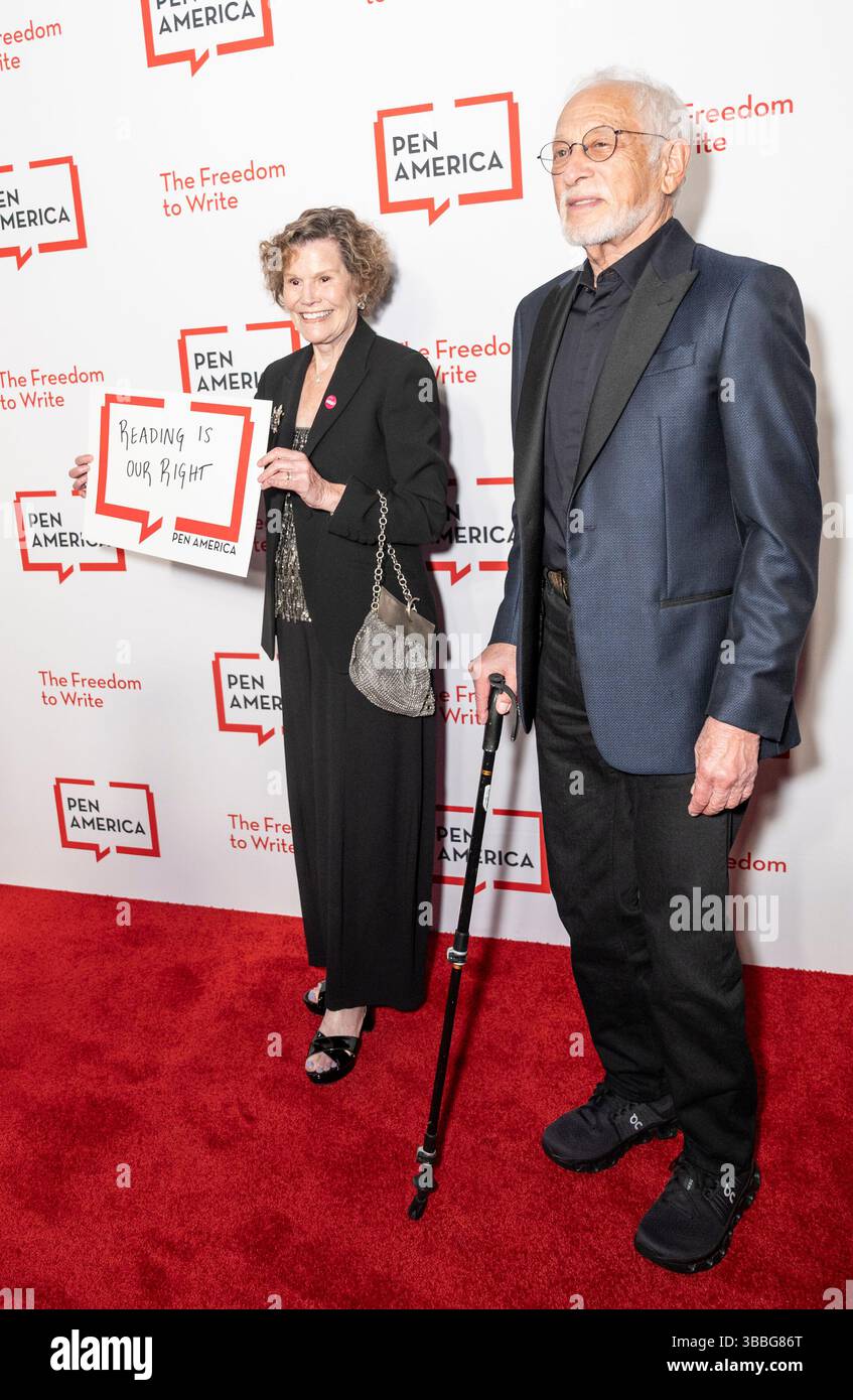 New York, USA. 15th May, 2025. Judy Blume (L) attends PEN America 2025 ...