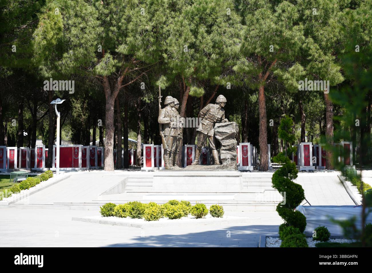 CANAKKALE, TURKIYE - APRIL 23, 2025: Ataturk Statue in Canakkale ...