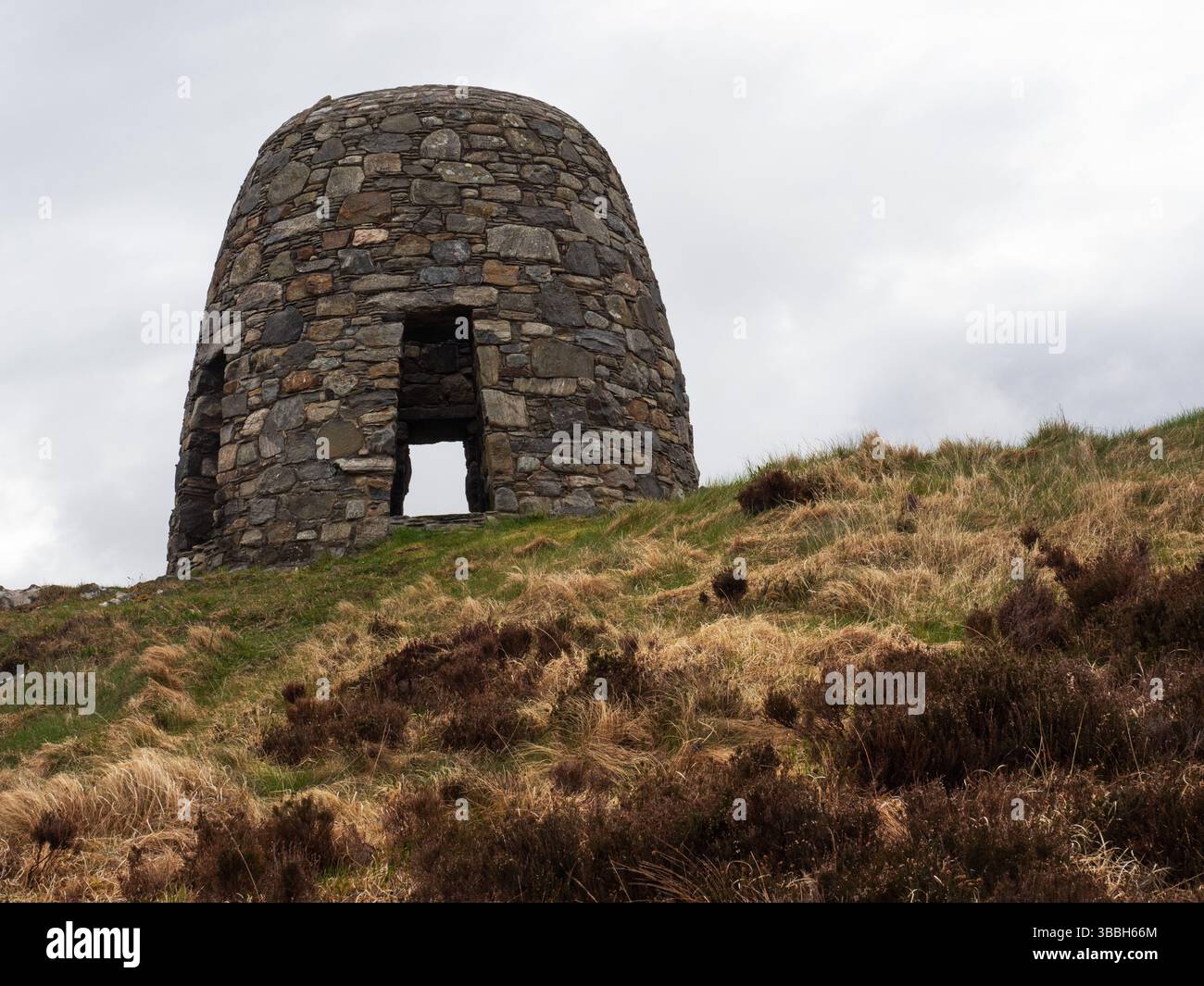 3 entrances symbolise 3 communities hi-res stock photography and images ...