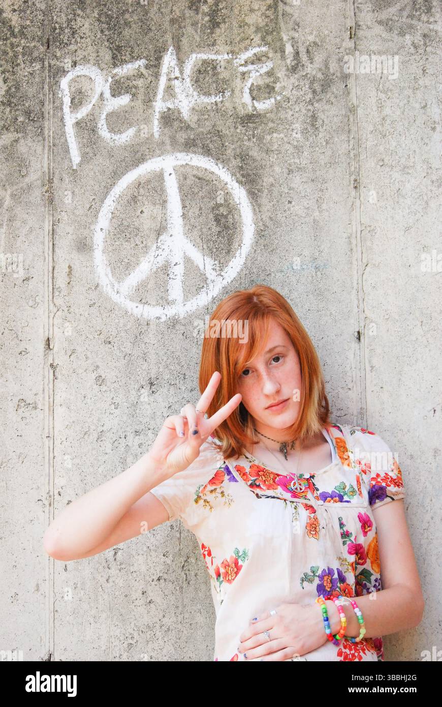 Teenager attitude in front hi-res stock photography and images - Alamy