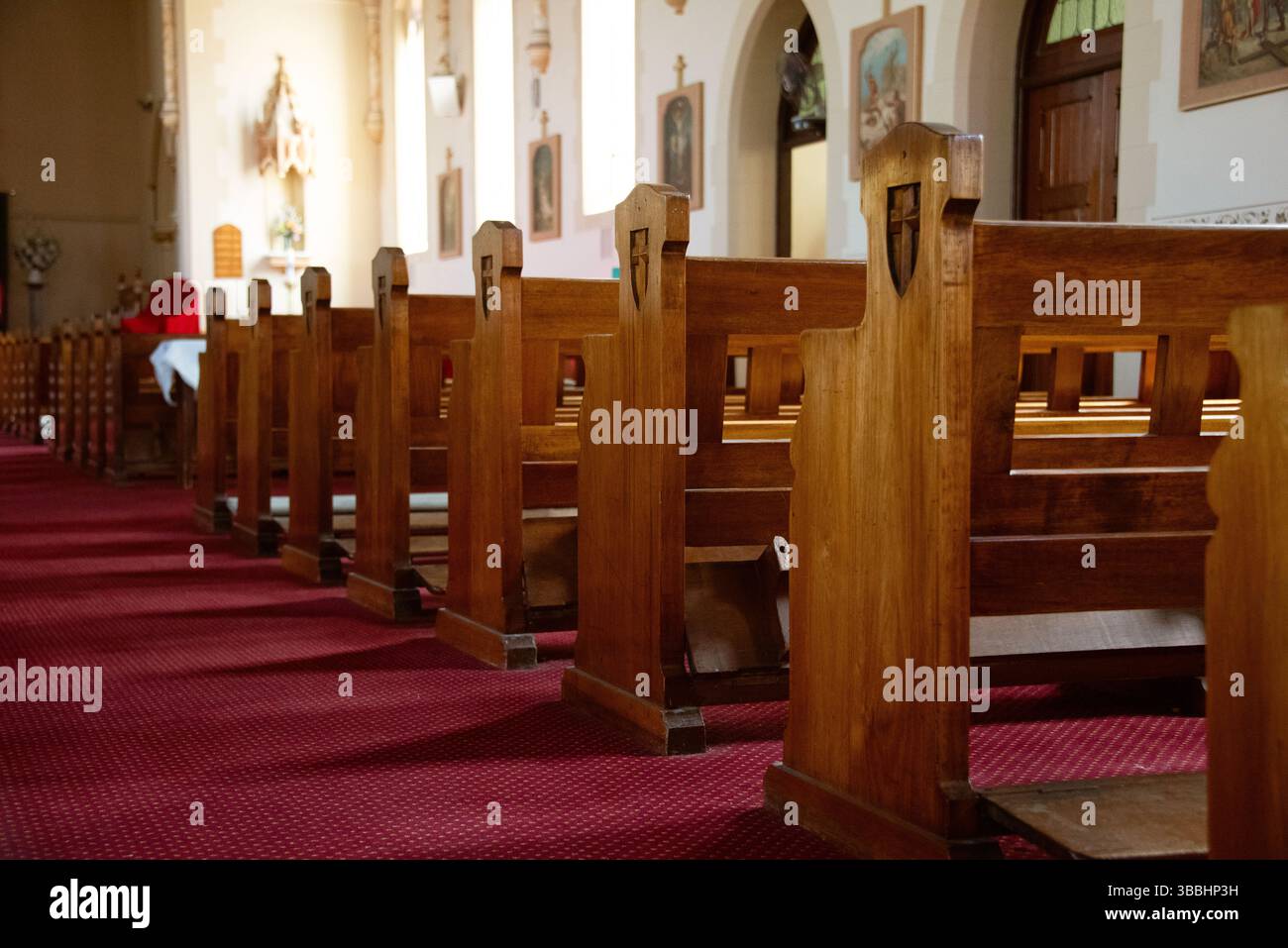 Wooden church pew hi-res stock photography and images - Alamy