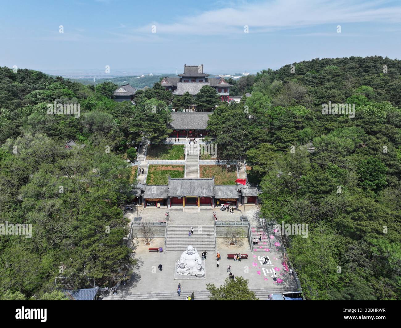 Aerial photo shows the early summer scenery of Xiangyang Temple in ...