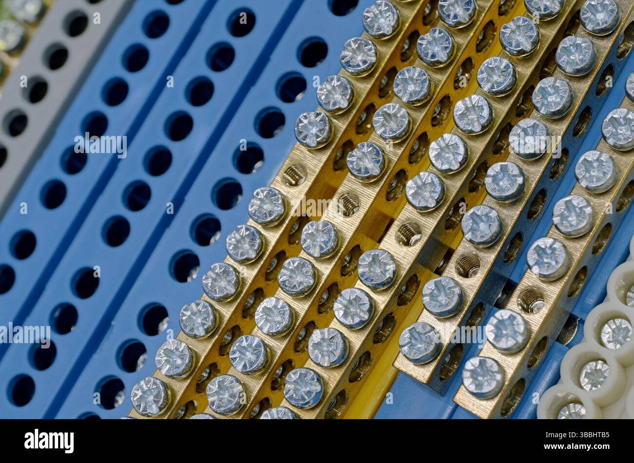 Many electrical installation terminals hi-res stock photography and ...