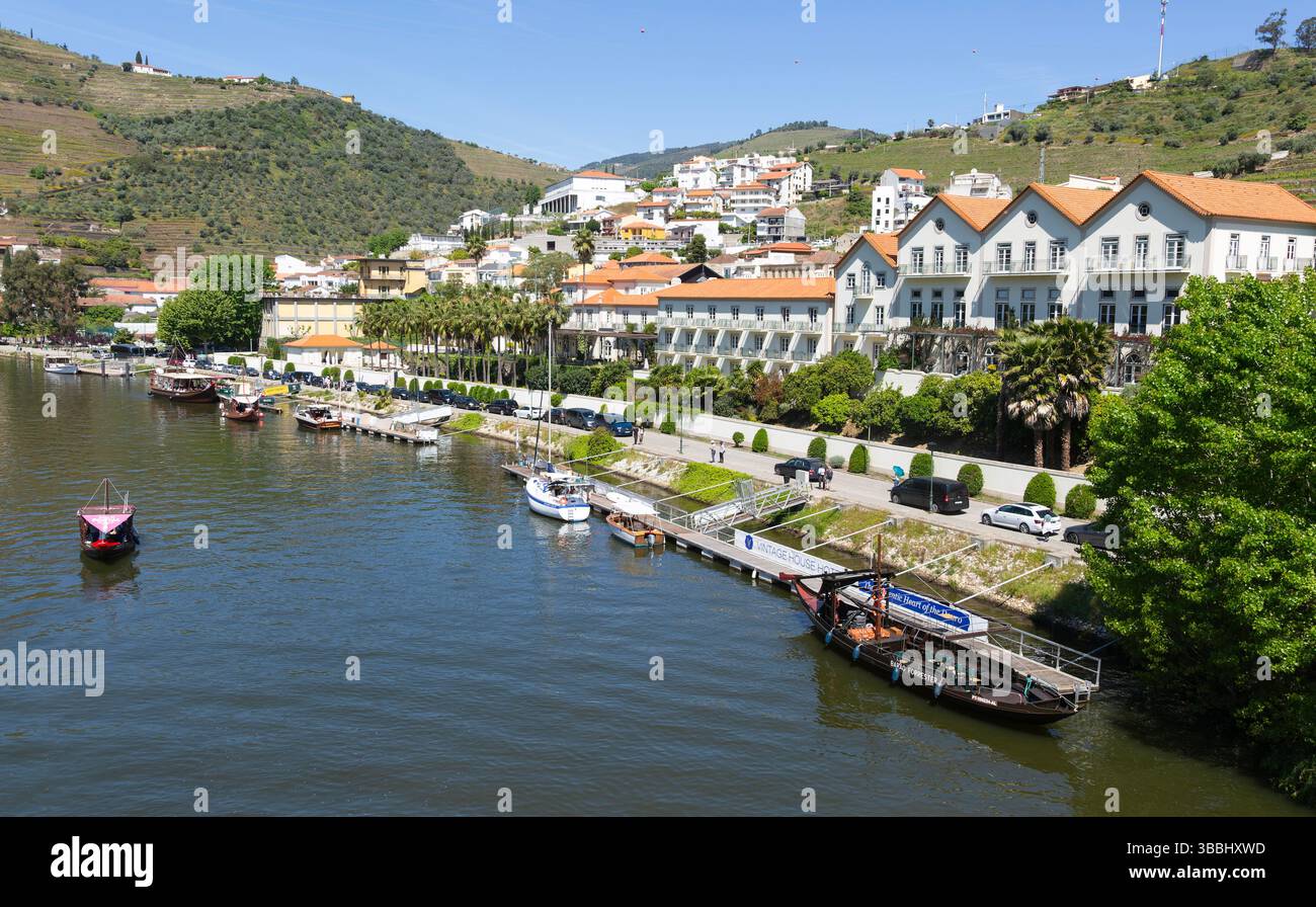Quayside boat trips from town of Pinhao, River Douro valley, Alto Douro ...
