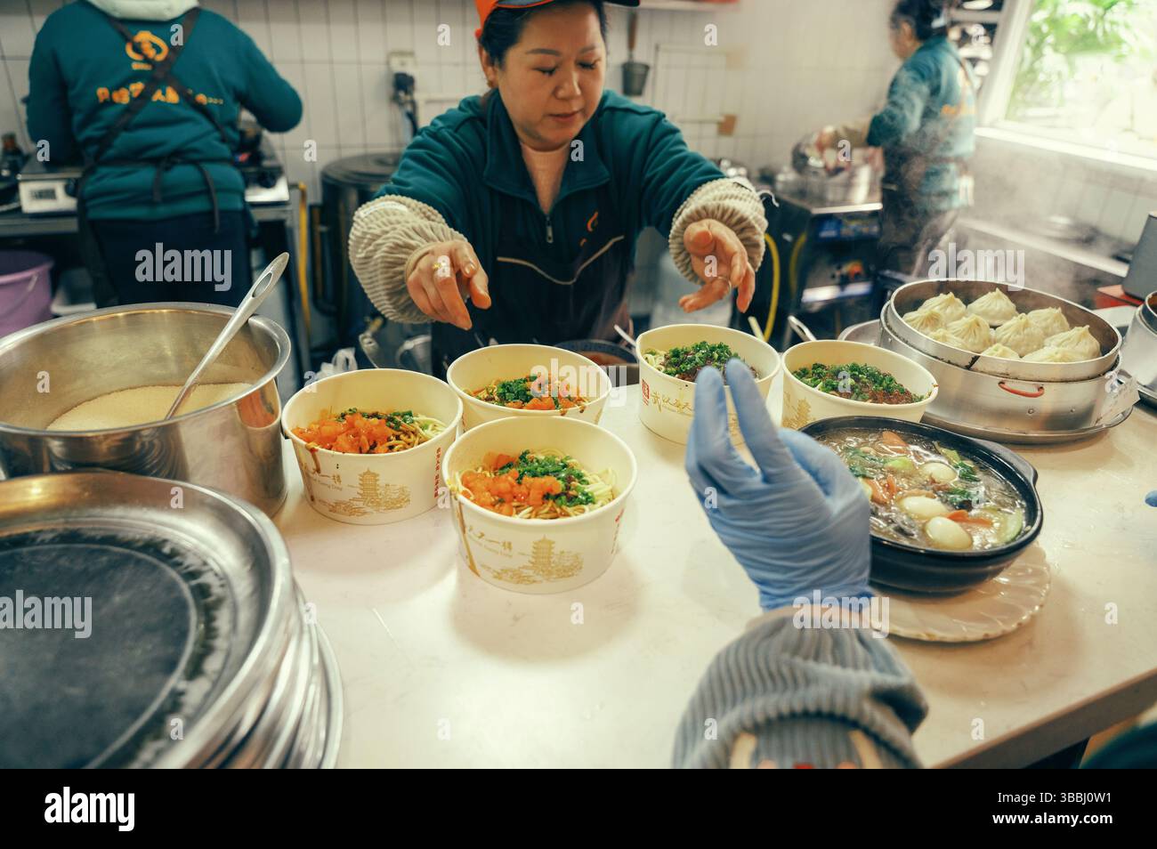Rice noodles (changsha) hi-res stock photography and images - Alamy