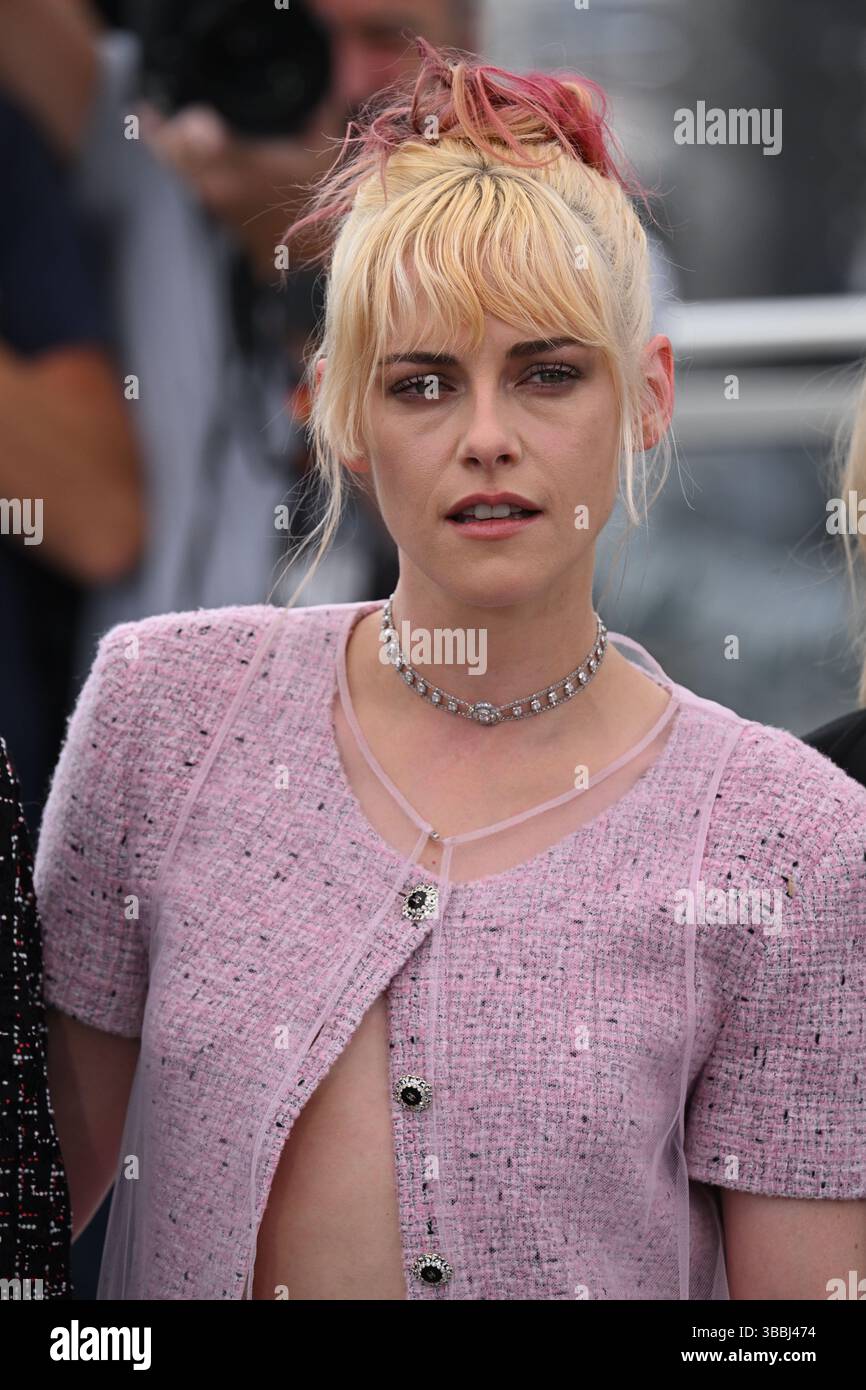 Kristen Stewart during a photocall for The Chronology of Water at the ...